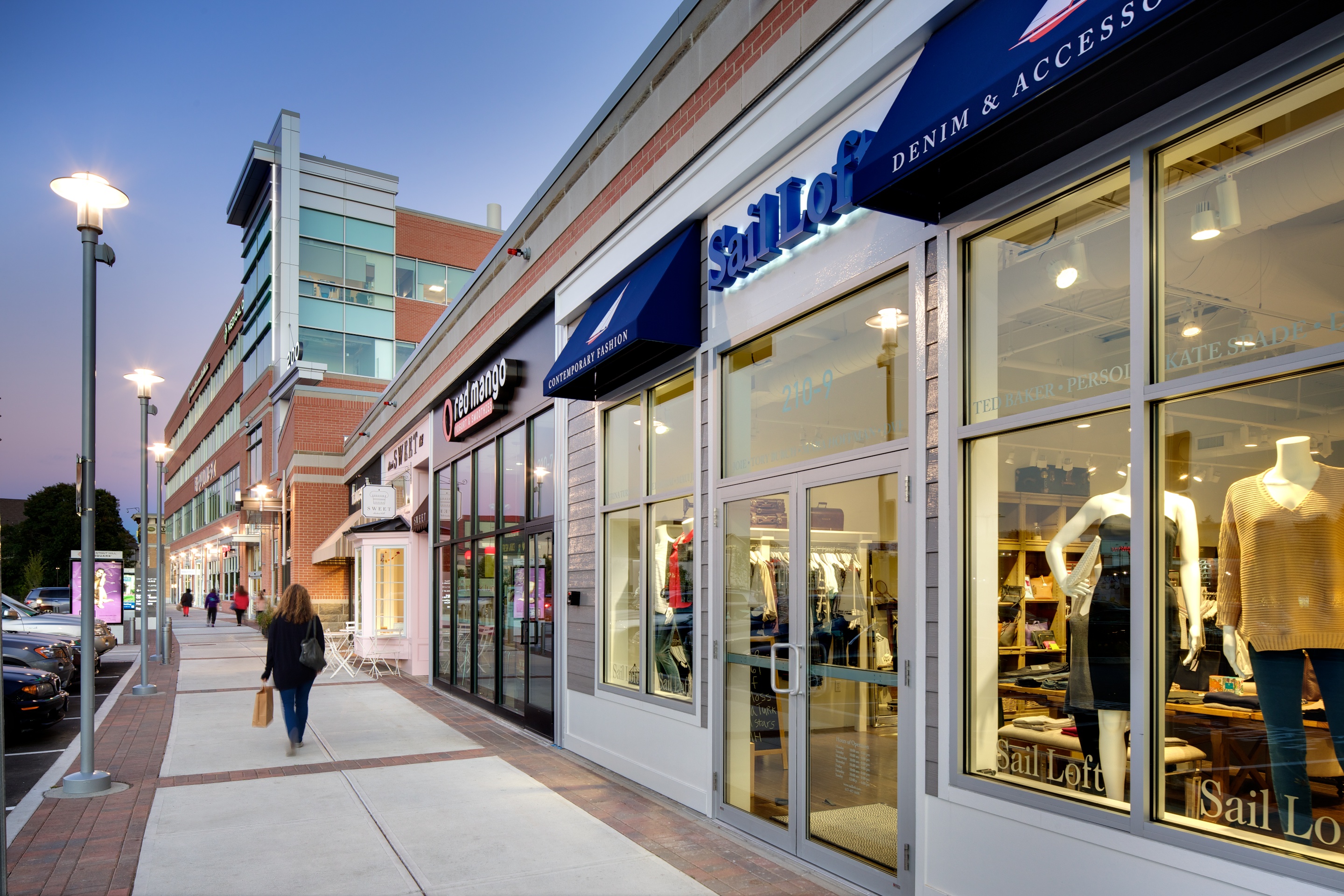 Chestnut Hill Square Retail - Arrowstreet